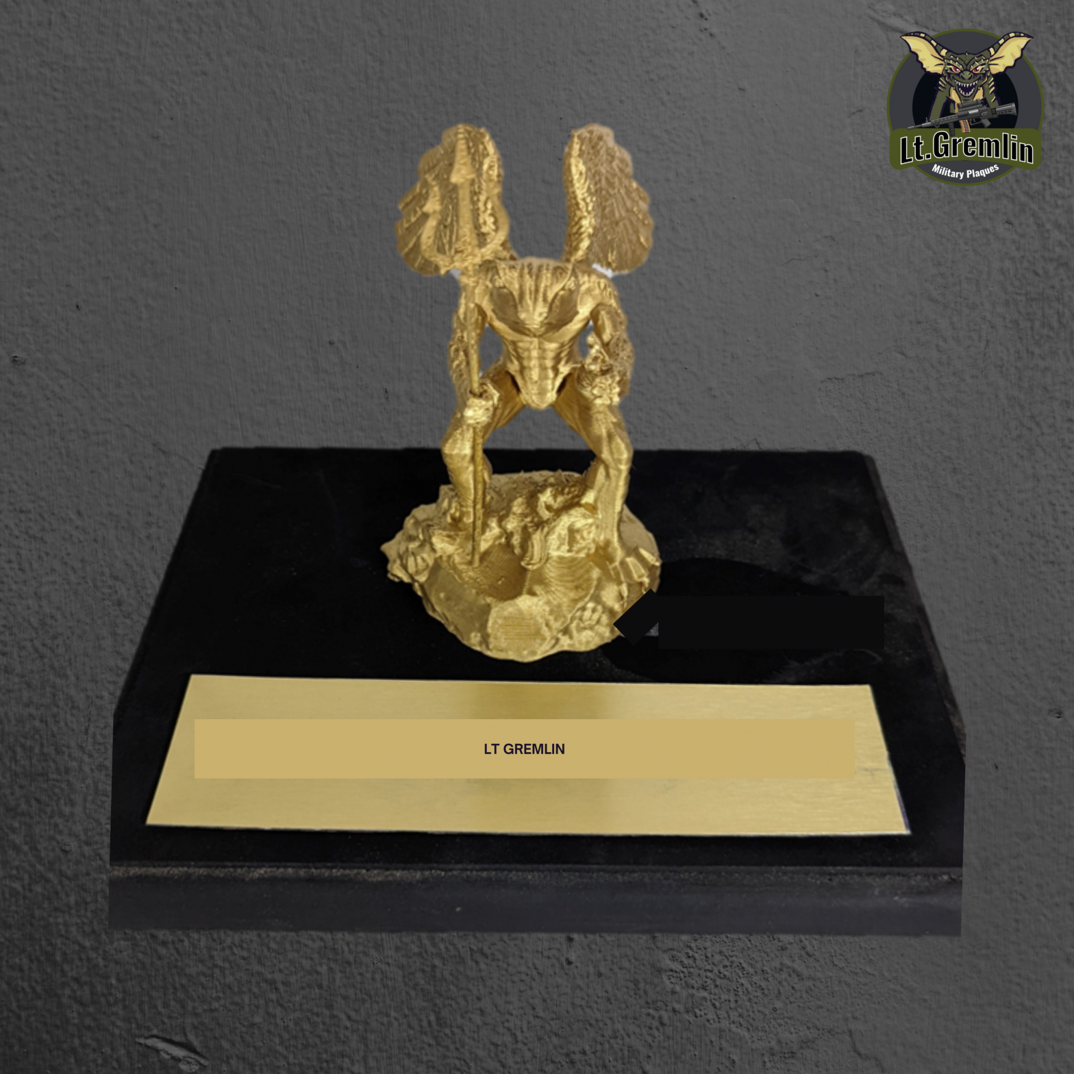 NDU Frogman Statue – Gremlin